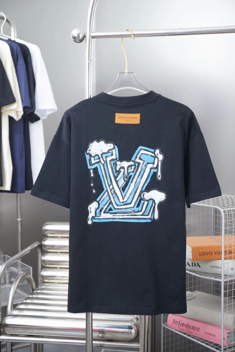 Top match Louis Vuitton T-Shirts