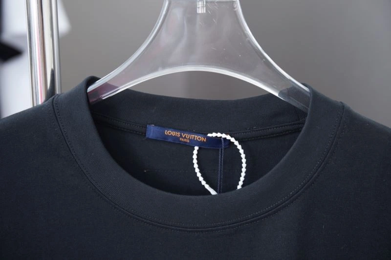 Top match Louis Vuitton T-Shirts
