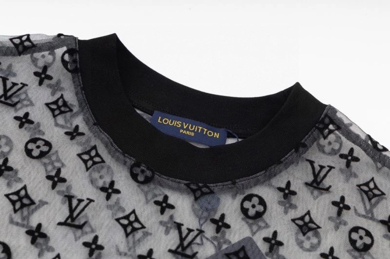 Precise copy Louis Vuitton T-Shirts