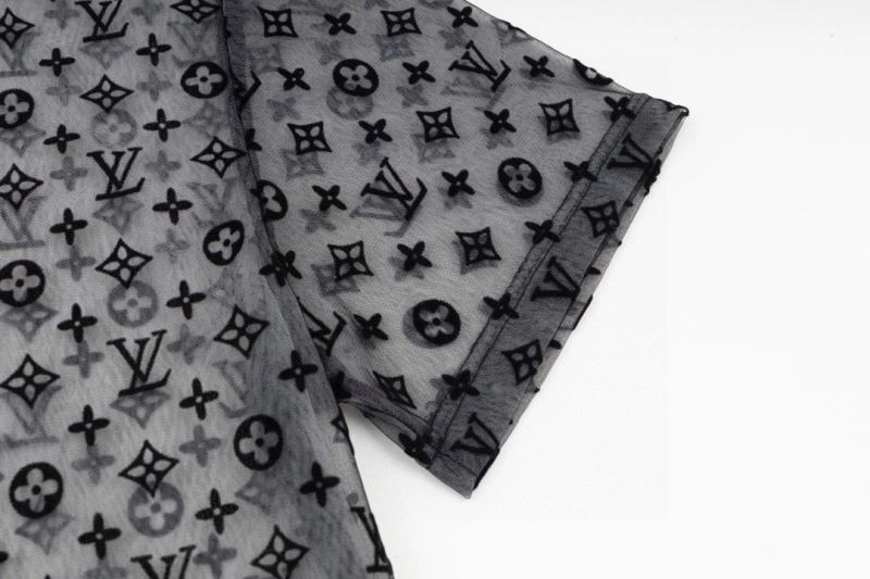 Precise copy Louis Vuitton T-Shirts
