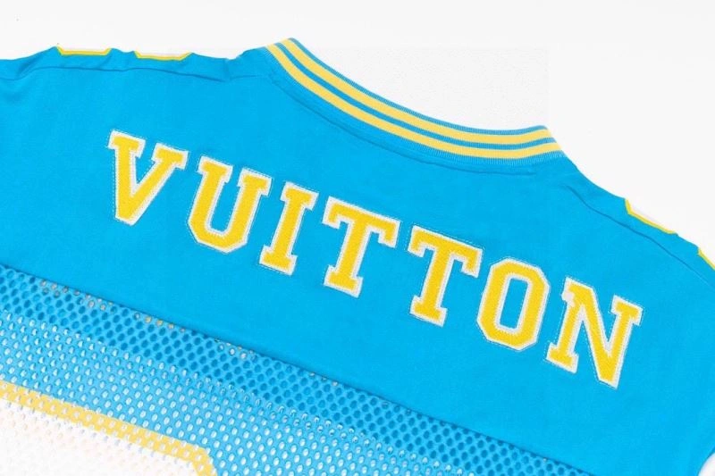 Bargain Louis Vuitton T-Shirts