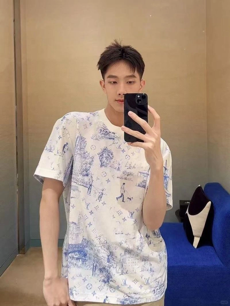 Legit Louis Vuitton T-Shirts