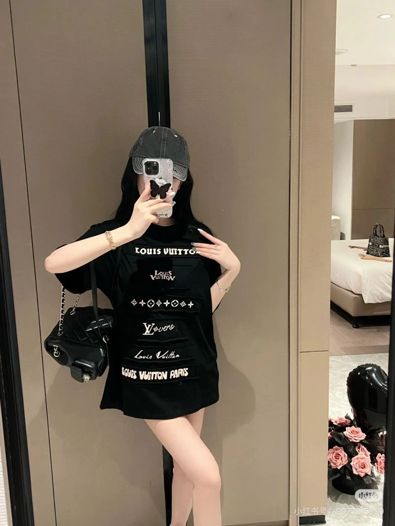 Factory-made Louis Vuitton T-Shirts