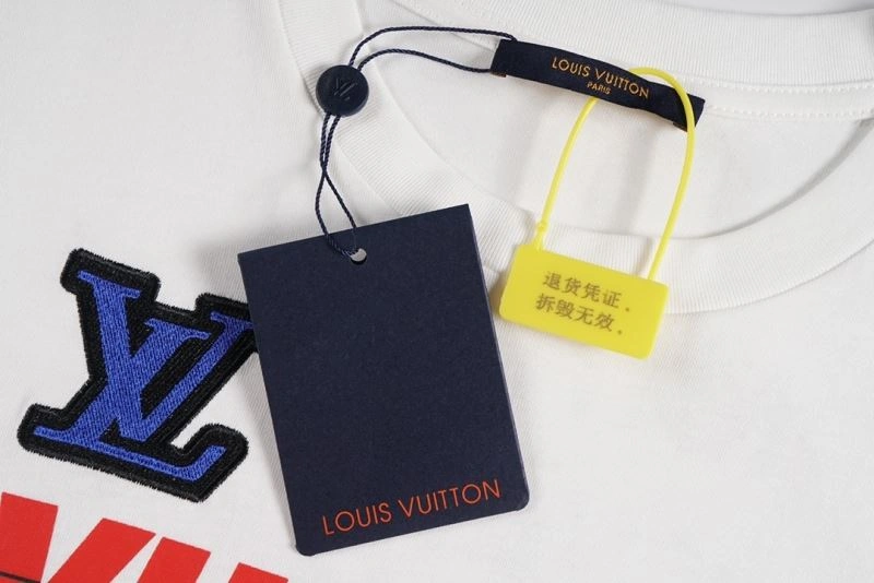 Indistinguishable Louis Vuitton T-Shirts