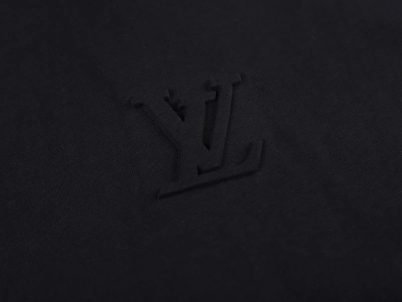 Exact replica Louis Vuitton T-Shirts
