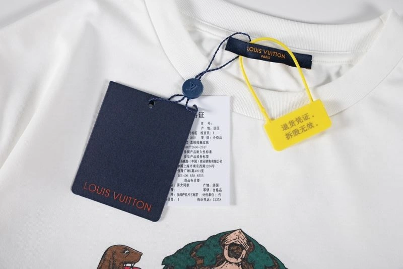 Low-cost Louis Vuitton T-Shirts