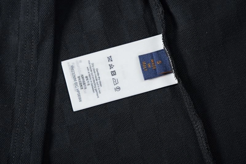 Discounted Louis Vuitton T-Shirts