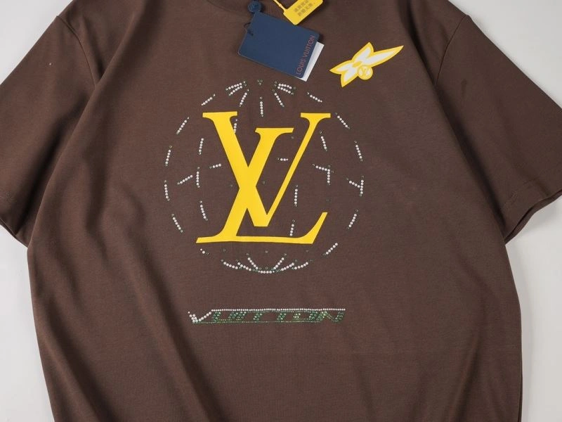 Precise copy Louis Vuitton T-Shirts