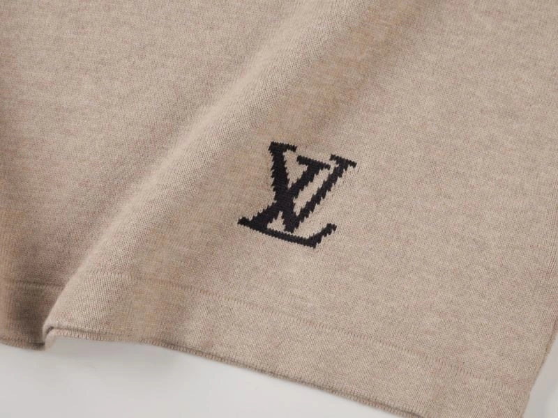 Precise copy Louis Vuitton T-Shirts