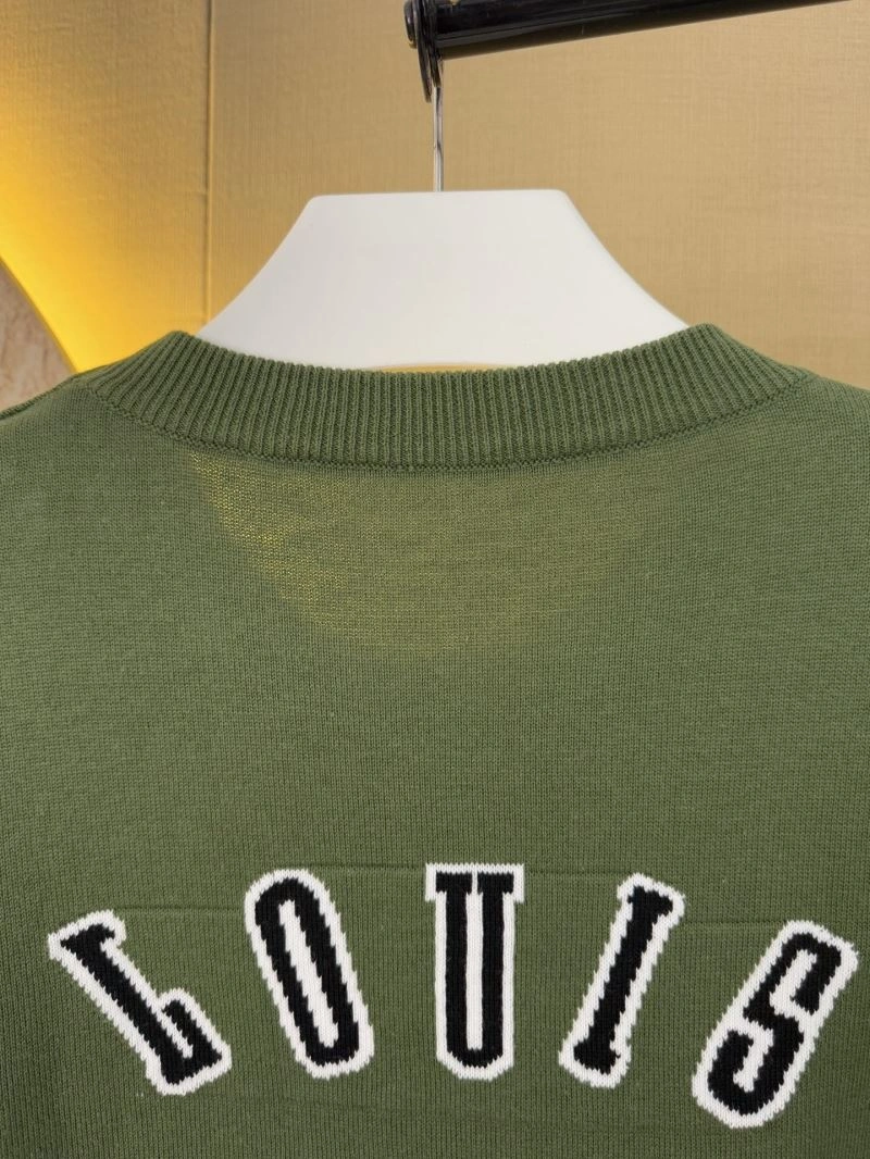 Accurate model Louis Vuitton T-Shirts