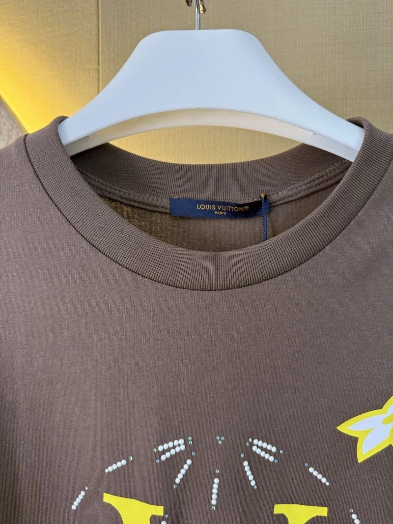 Precise copy Louis Vuitton T-Shirts