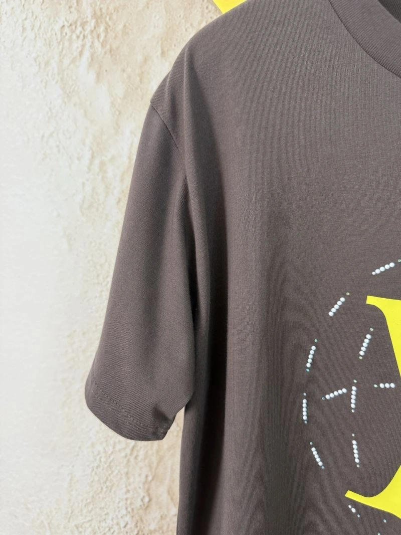 Precise copy Louis Vuitton T-Shirts