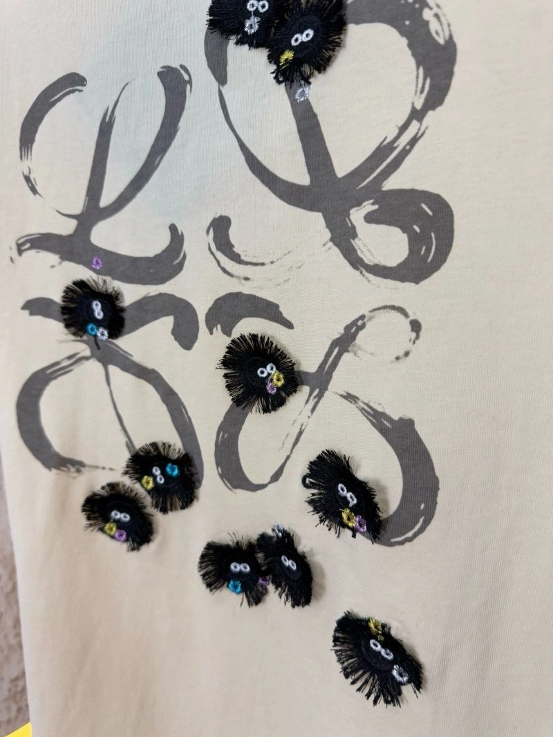Factory-made Louis Vuitton T-Shirts