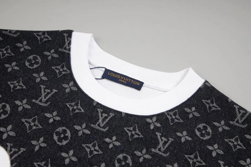 Low-cost Louis Vuitton T-Shirts