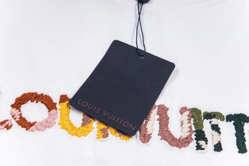Inexpensive Louis Vuitton T-Shirts