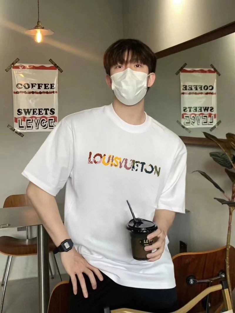 Inexpensive Louis Vuitton T-Shirts