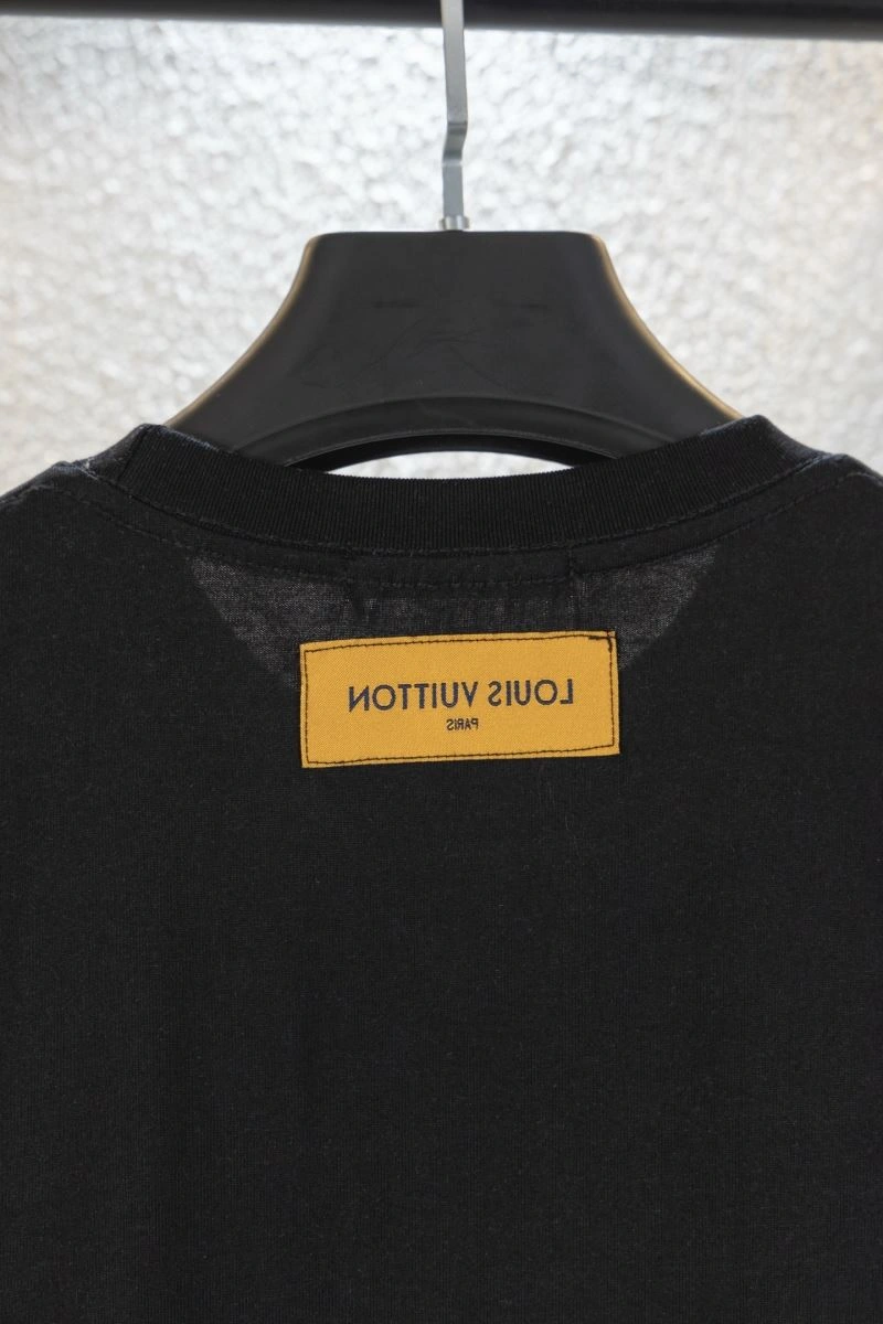 Top match Louis Vuitton T-Shirts