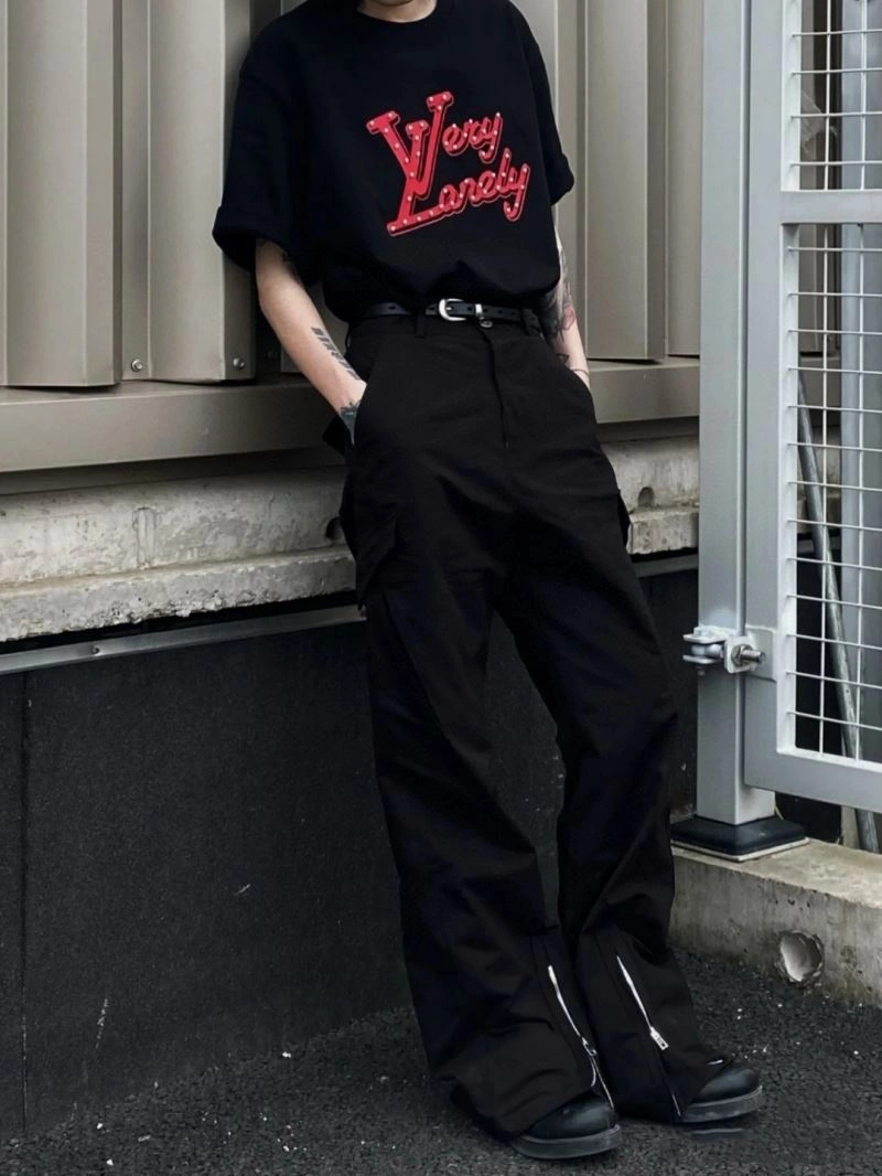 Accurate model Louis Vuitton T-Shirts