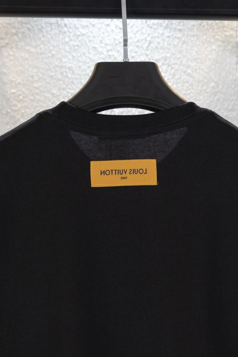 Precise copy Louis Vuitton T-Shirts