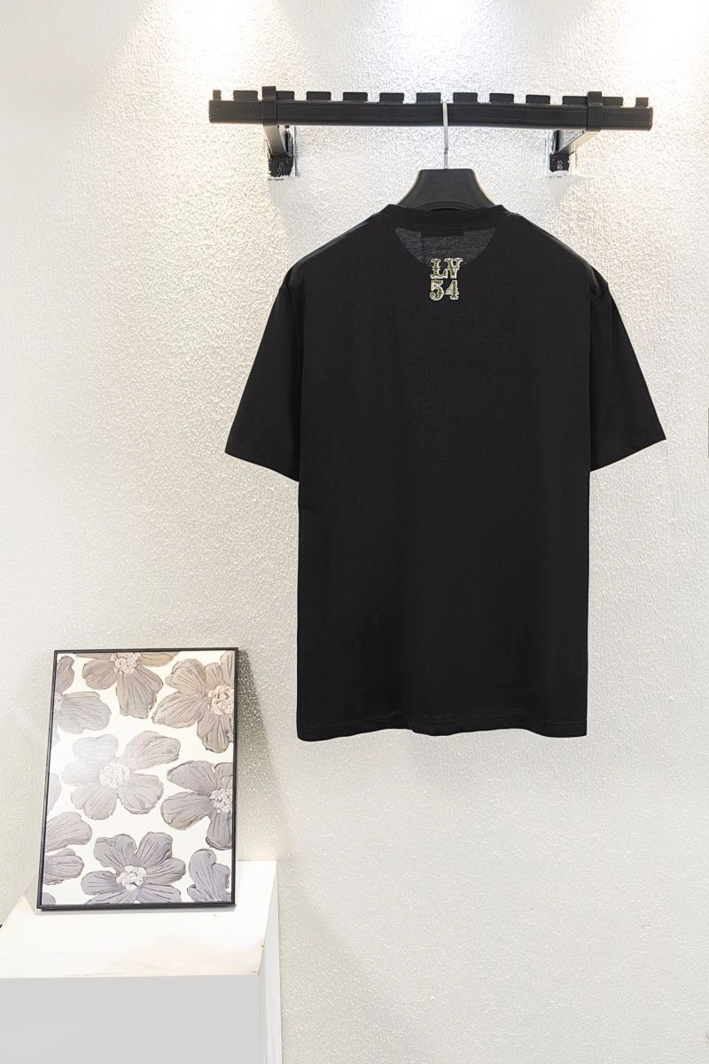 Precise copy Louis Vuitton T-Shirts