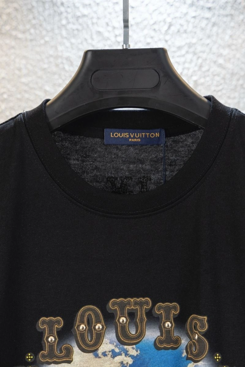 Precise copy Louis Vuitton T-Shirts