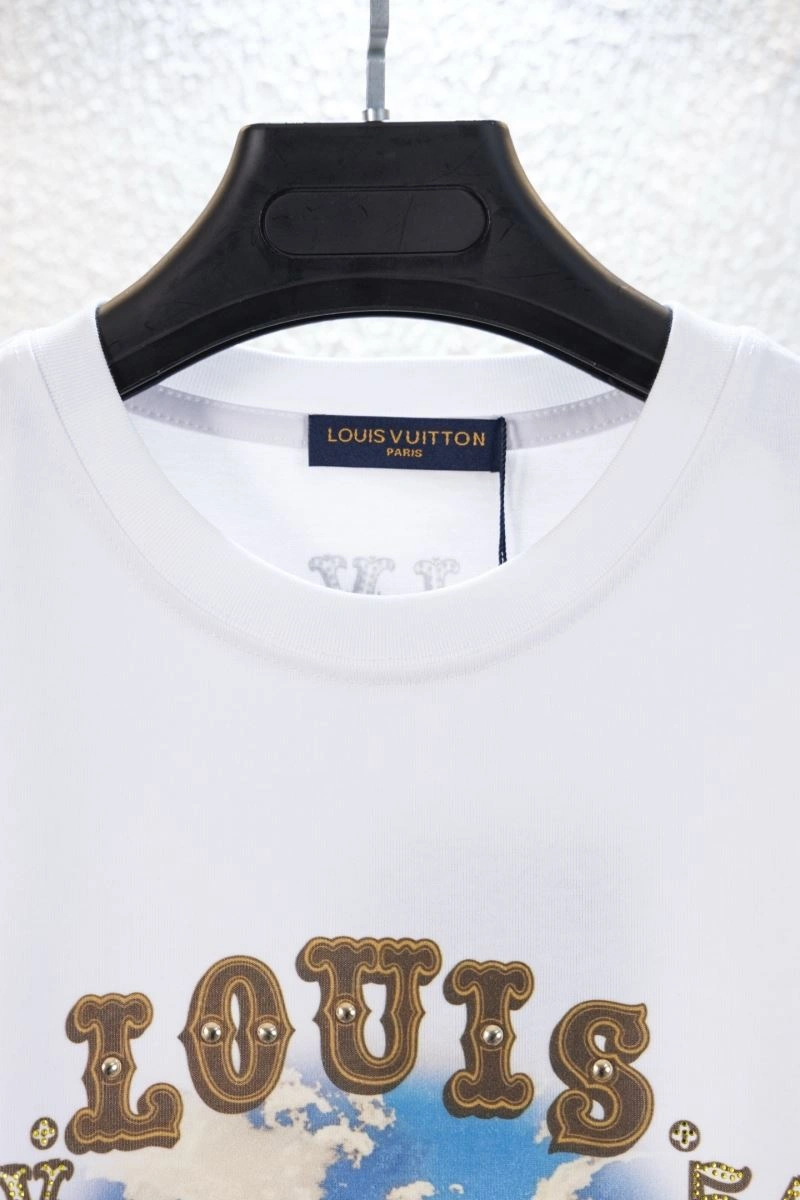 Precise copy Louis Vuitton T-Shirts
