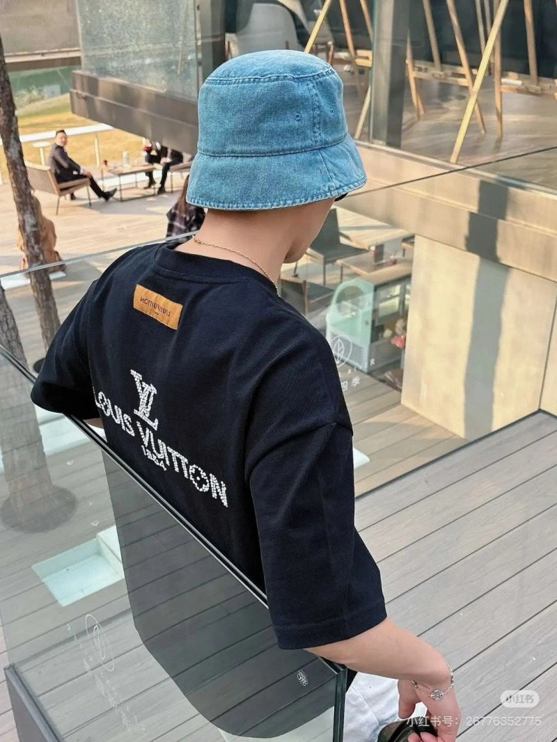 1:1 copy Louis Vuitton T-Shirts