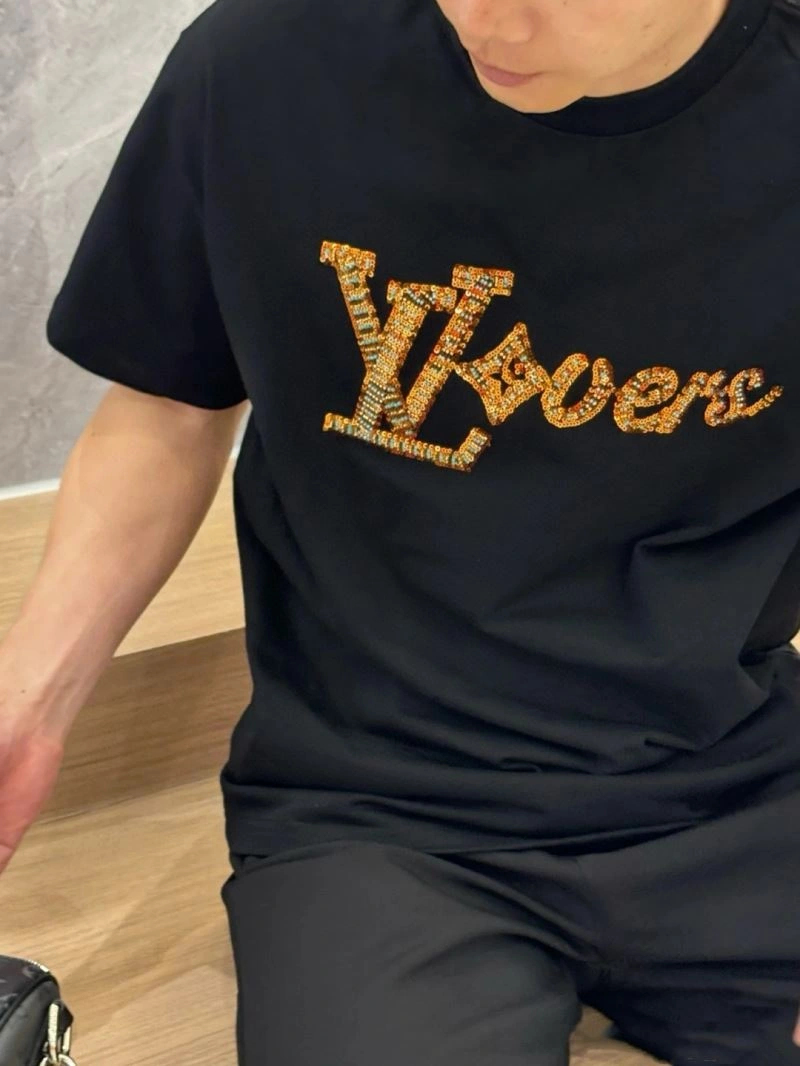 Factory-made Louis Vuitton T-Shirts