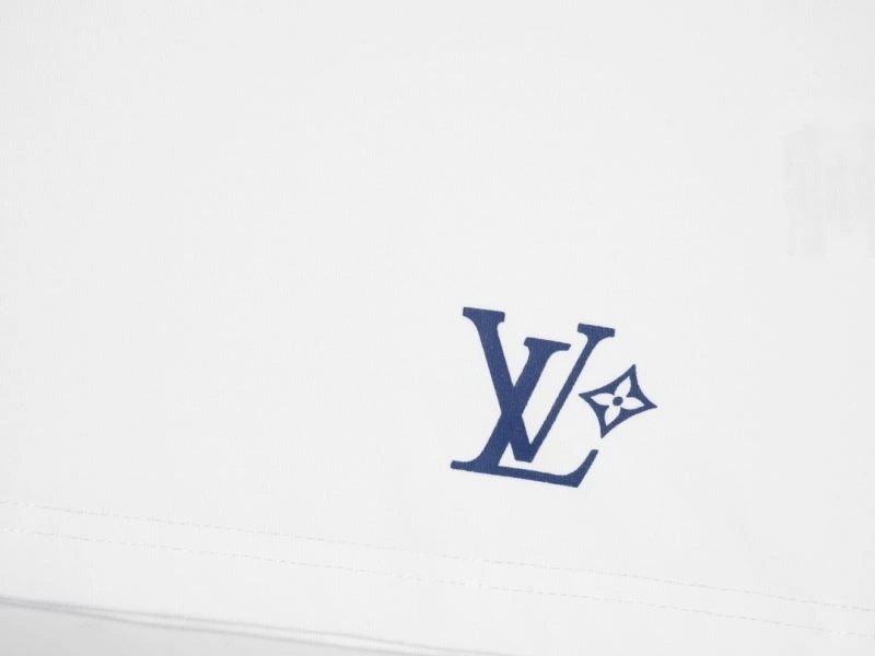 1:1 copy Louis Vuitton T-Shirts