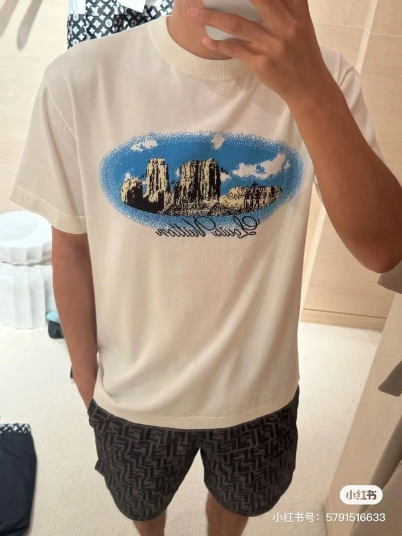 Factory-made Louis Vuitton T-Shirts
