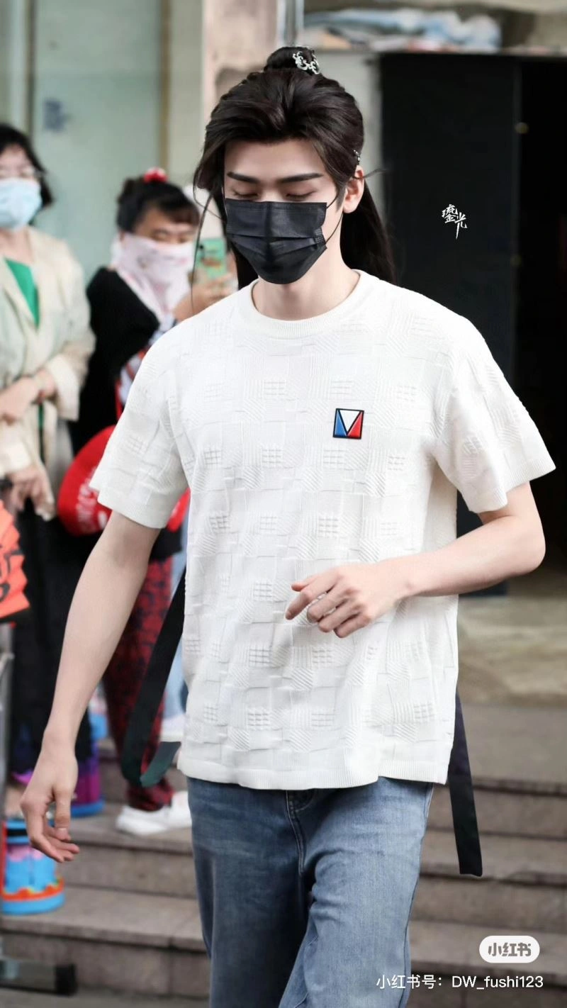 Budget-friendly Louis Vuitton T-Shirts