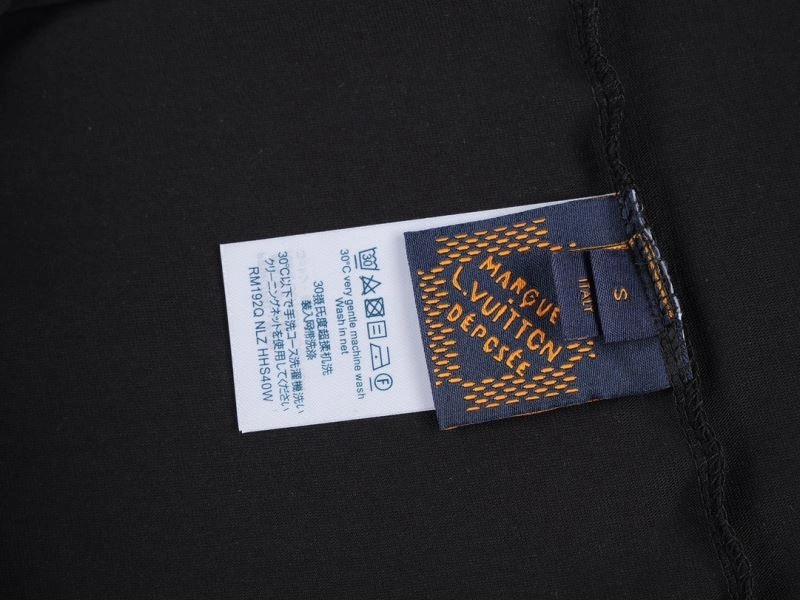 Cut-rate Louis Vuitton T-Shirts