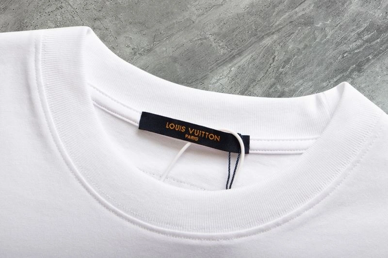 High accuracy Louis Vuitton T-Shirts
