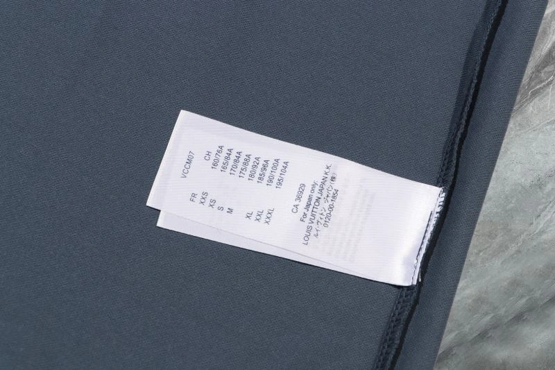 High fidelity Louis Vuitton T-Shirts