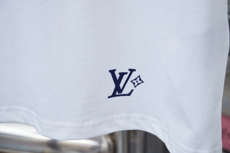 Top match Louis Vuitton T-Shirts