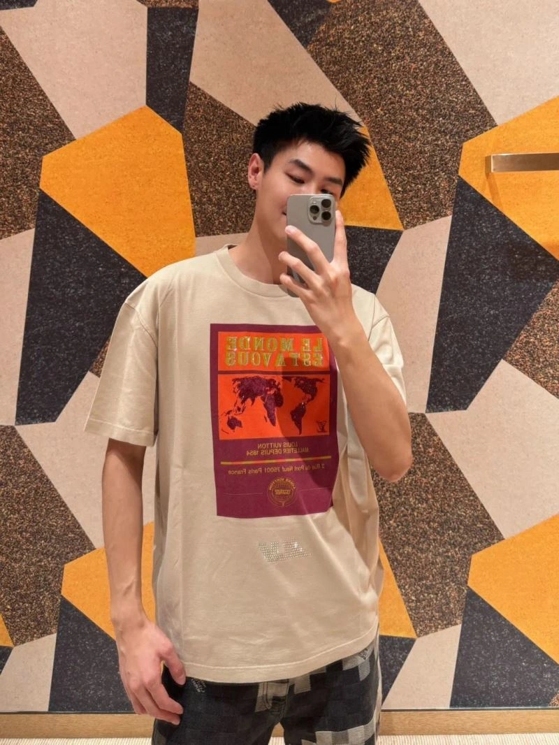 Mirror quality Louis Vuitton T-Shirts