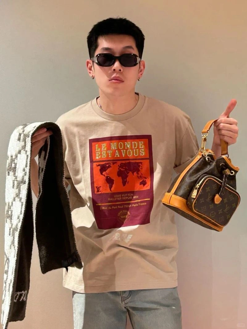 Mirror quality Louis Vuitton T-Shirts