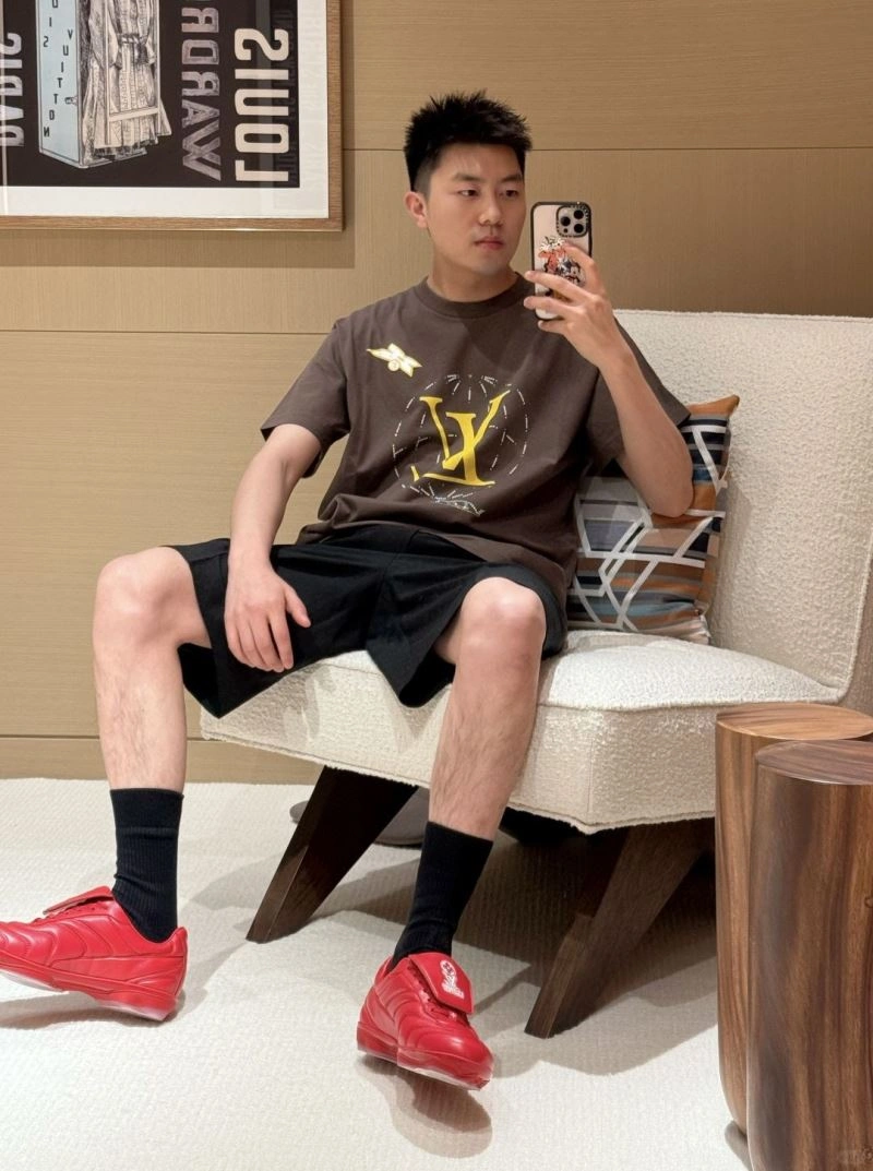 1:1 copy Louis Vuitton T-Shirts