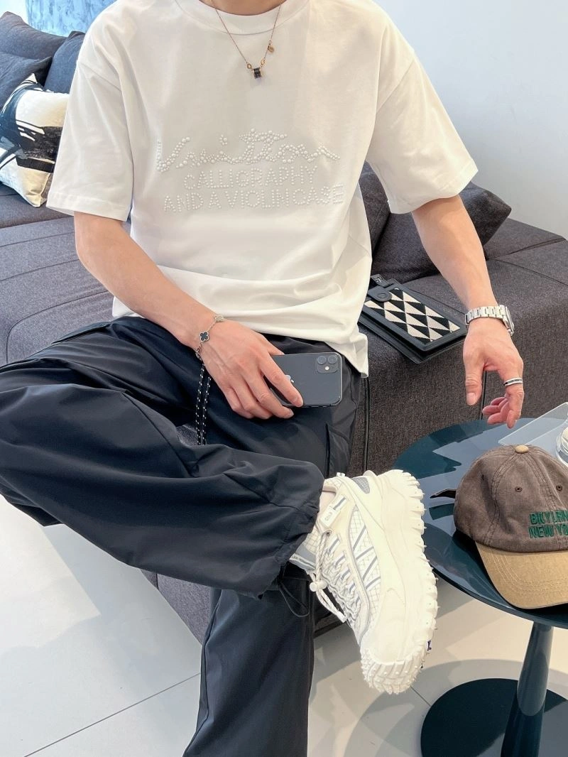 Bargain Louis Vuitton T-Shirts