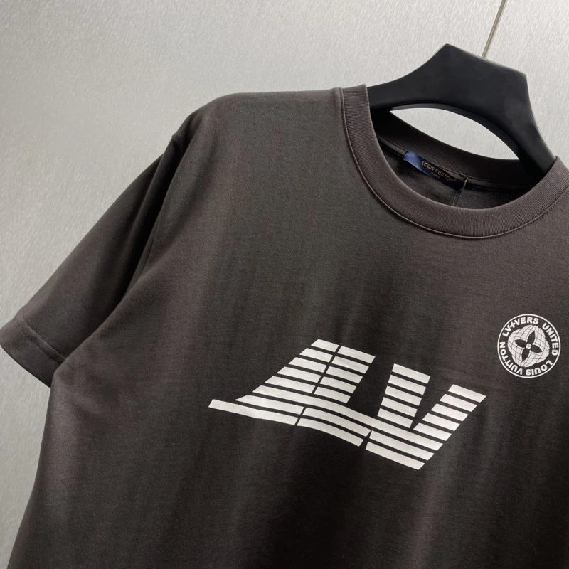Top match Louis Vuitton T-Shirts