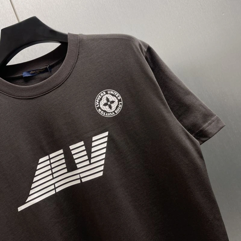Top match Louis Vuitton T-Shirts