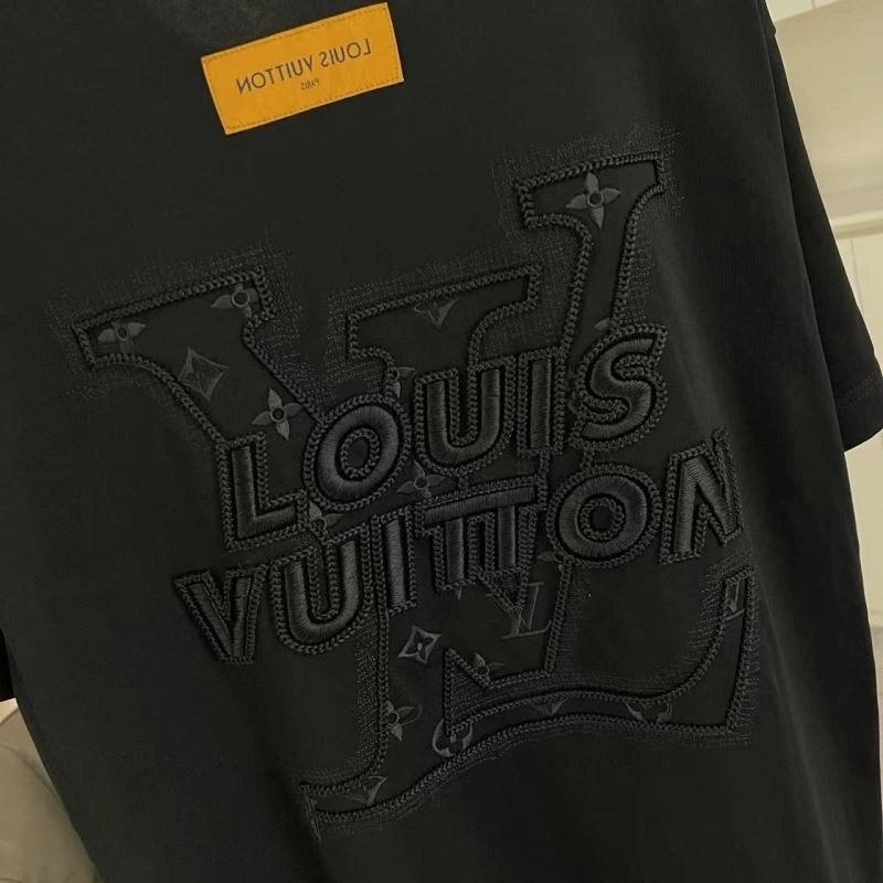 1:1 copy Louis Vuitton T-Shirts