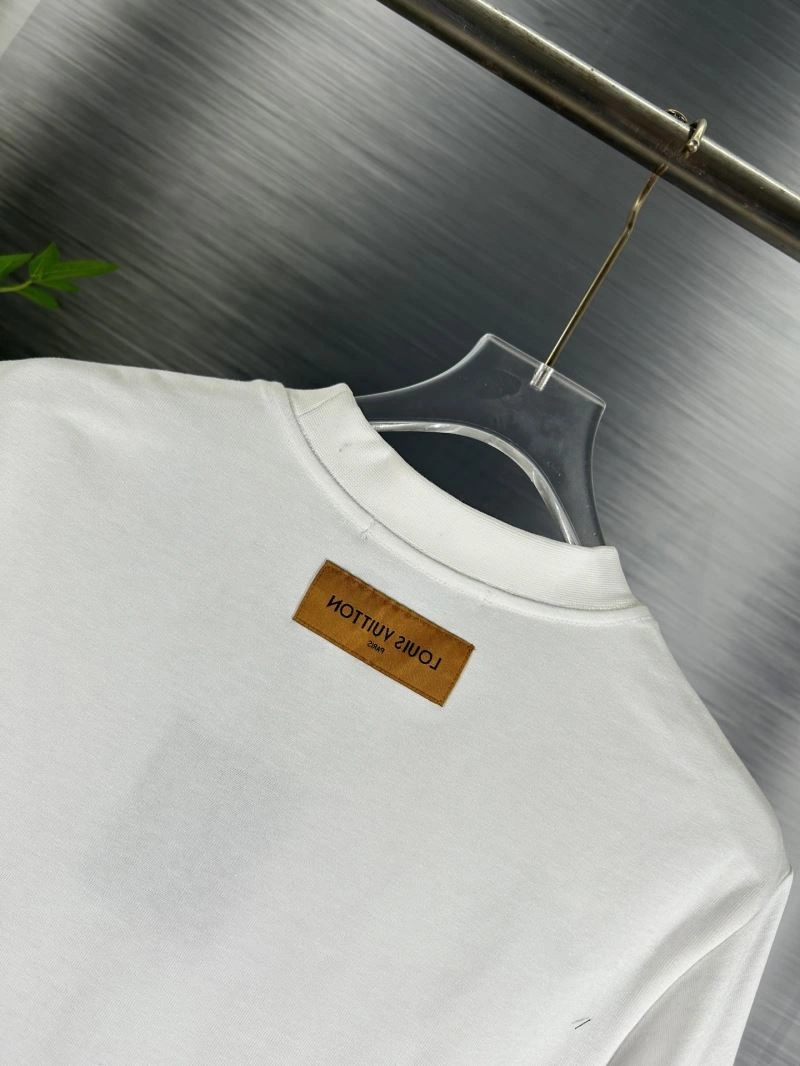 Exact replica Louis Vuitton T-Shirts