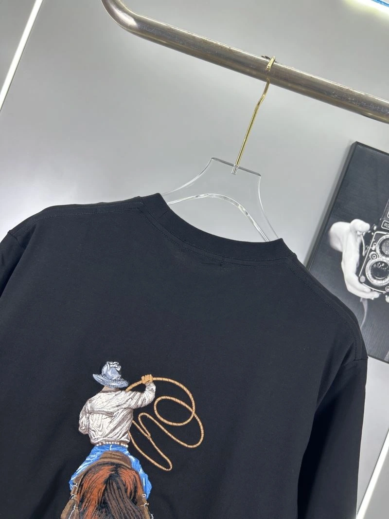 Low-cost Louis Vuitton T-Shirts