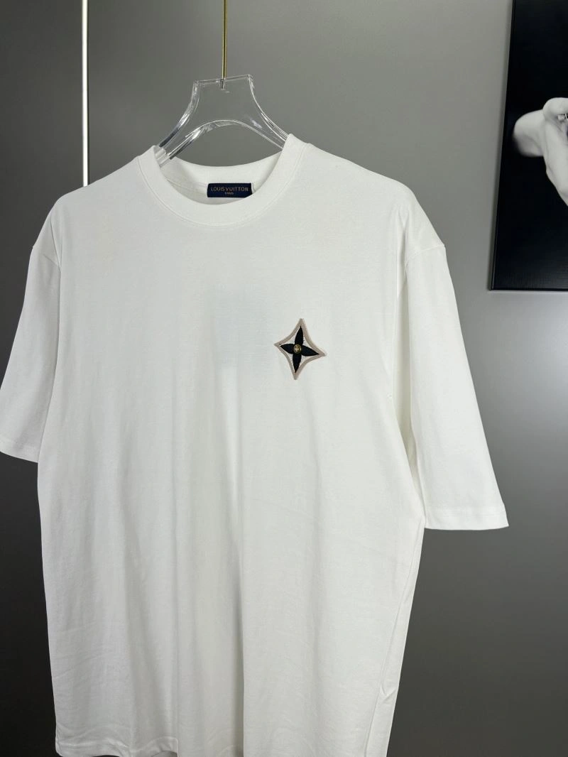 Indistinguishable Louis Vuitton T-Shirts