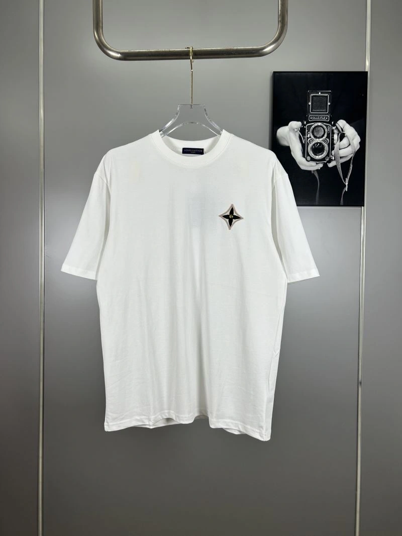 Indistinguishable Louis Vuitton T-Shirts