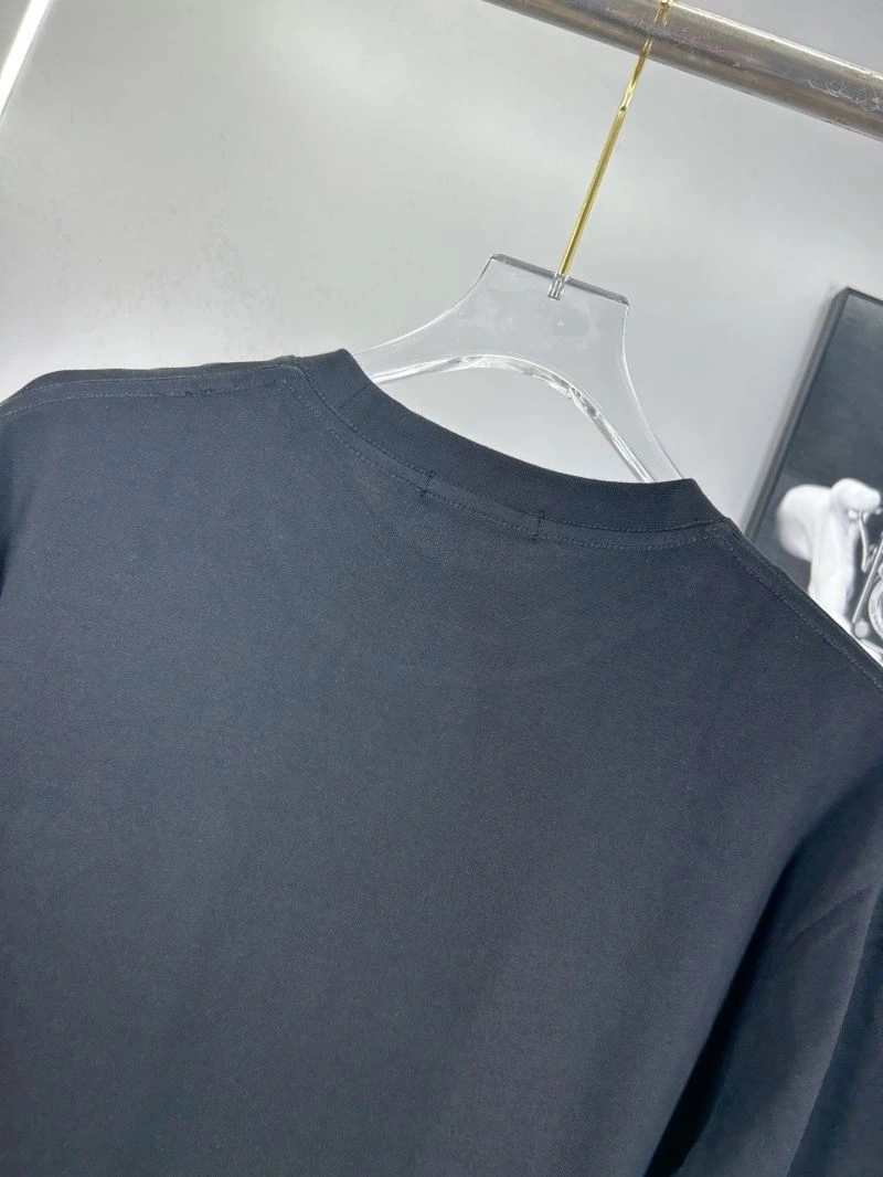 Top match Louis Vuitton T-Shirts