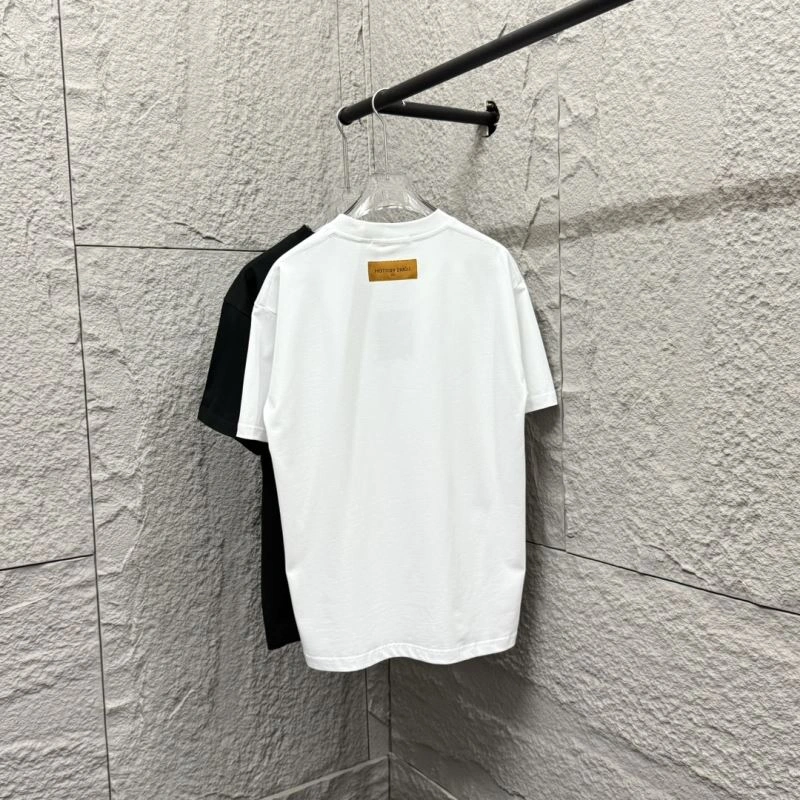 Exact replica Louis Vuitton T-Shirts