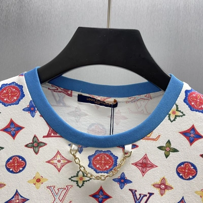 Top match Louis Vuitton T-Shirts