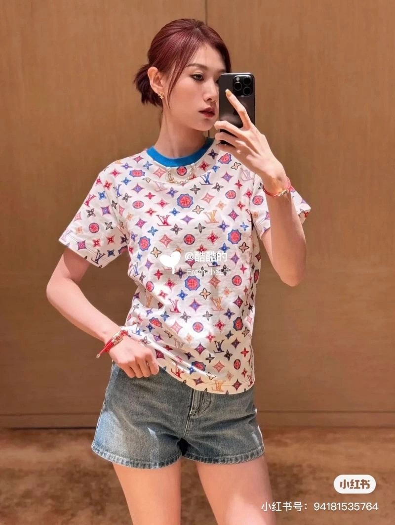 Top match Louis Vuitton T-Shirts